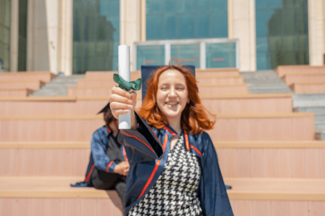 Professeur de FLE : Quels diplômes obtenir pour exercer